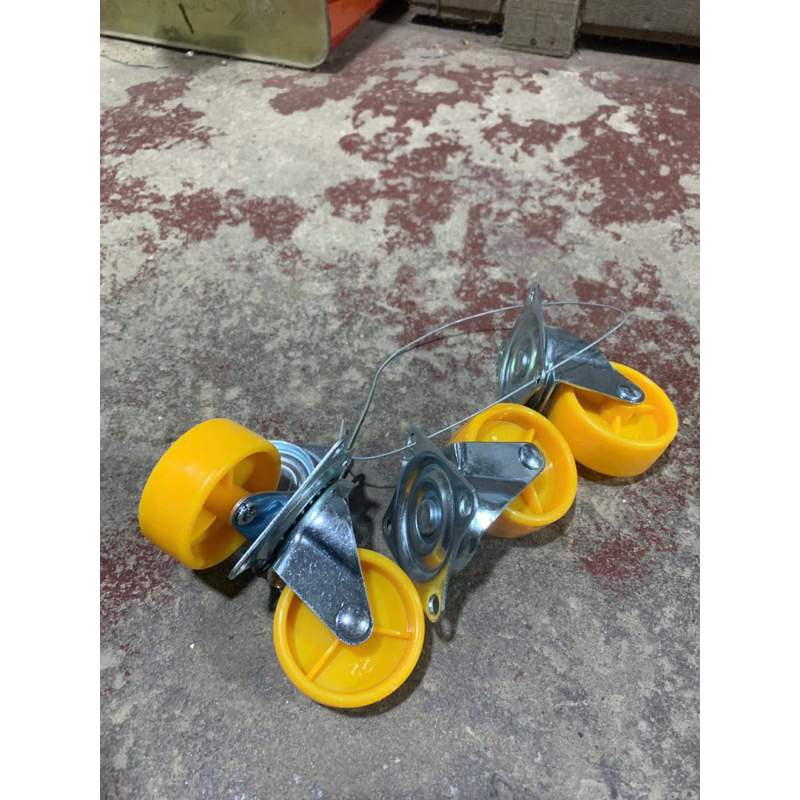 Set of 4 plastic wheels that rotate 360 degrees, hard plastic wheels ...