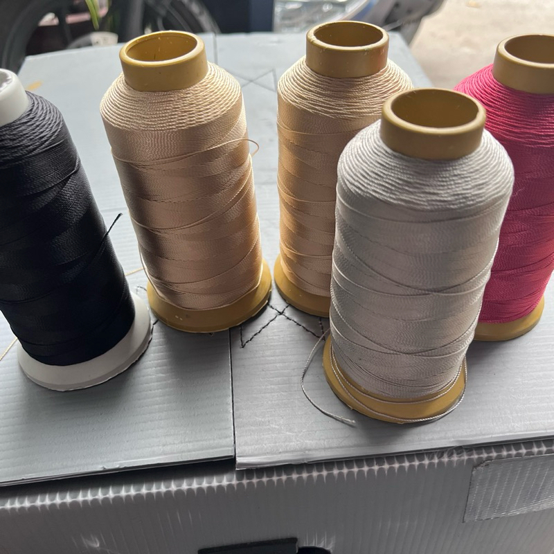 Parachute thread 0.6mm, and 0.9mm, used to sew sandals thickly by hand ...