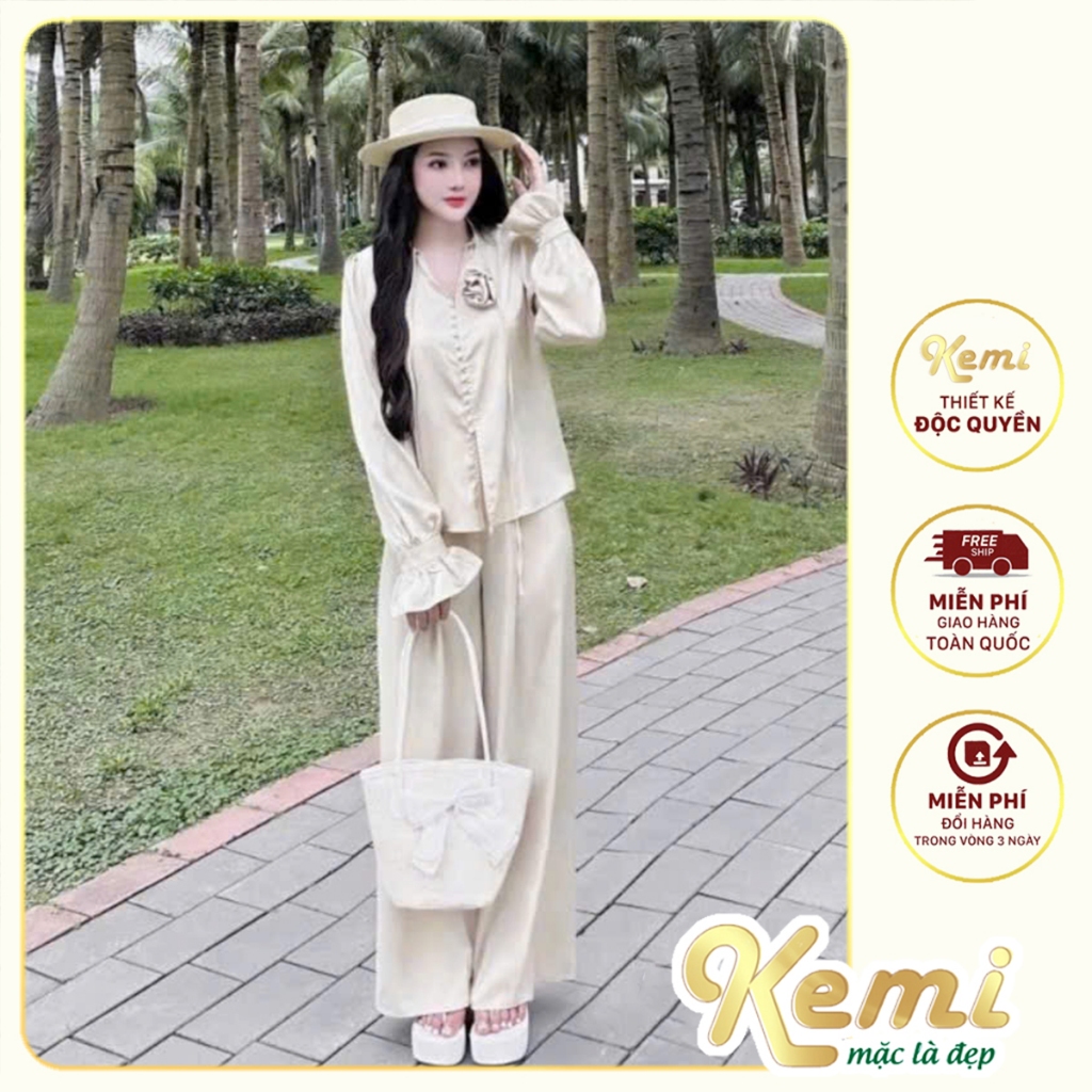 Lady party set with long sleeves and jade buttons, luxurious and ...