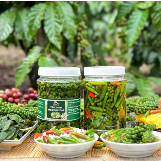 (500ml Jar) Green pepper Soaked in fish sauce/wild chili vinegar. Super ...