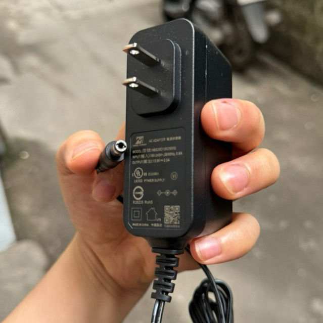 Genuine 12v 2.5A power Adapter | Shopee Malaysia