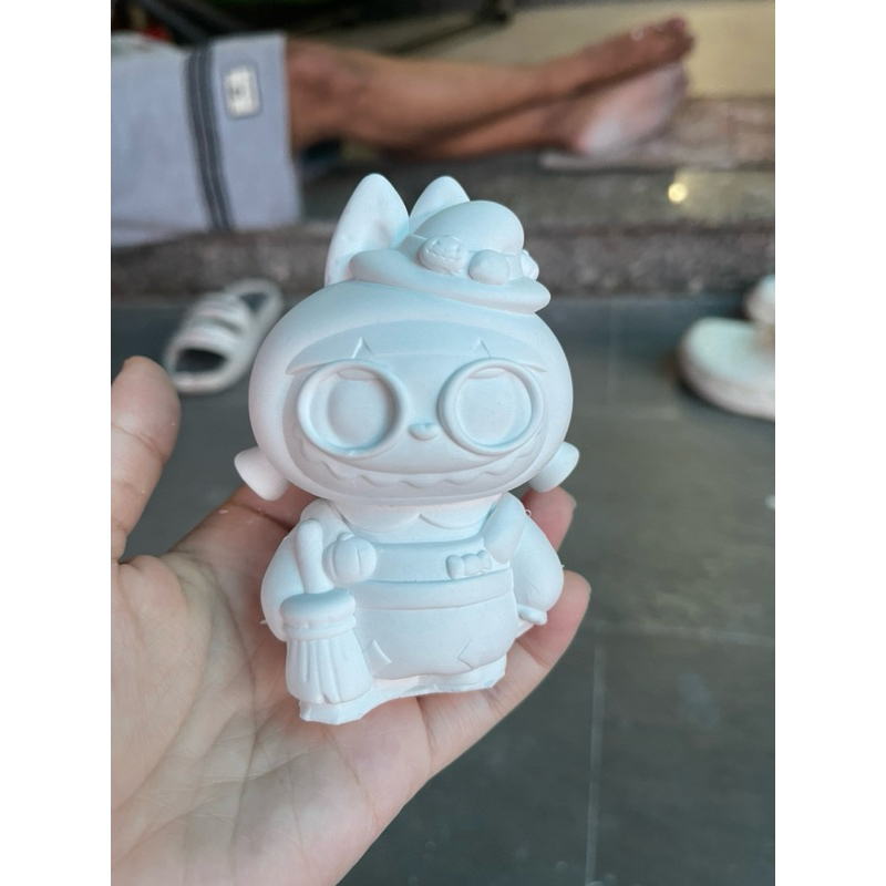 LABUBU MINI WITCH STATUE WHITE STATUE WITHOUT COLOR | Shopee Malaysia