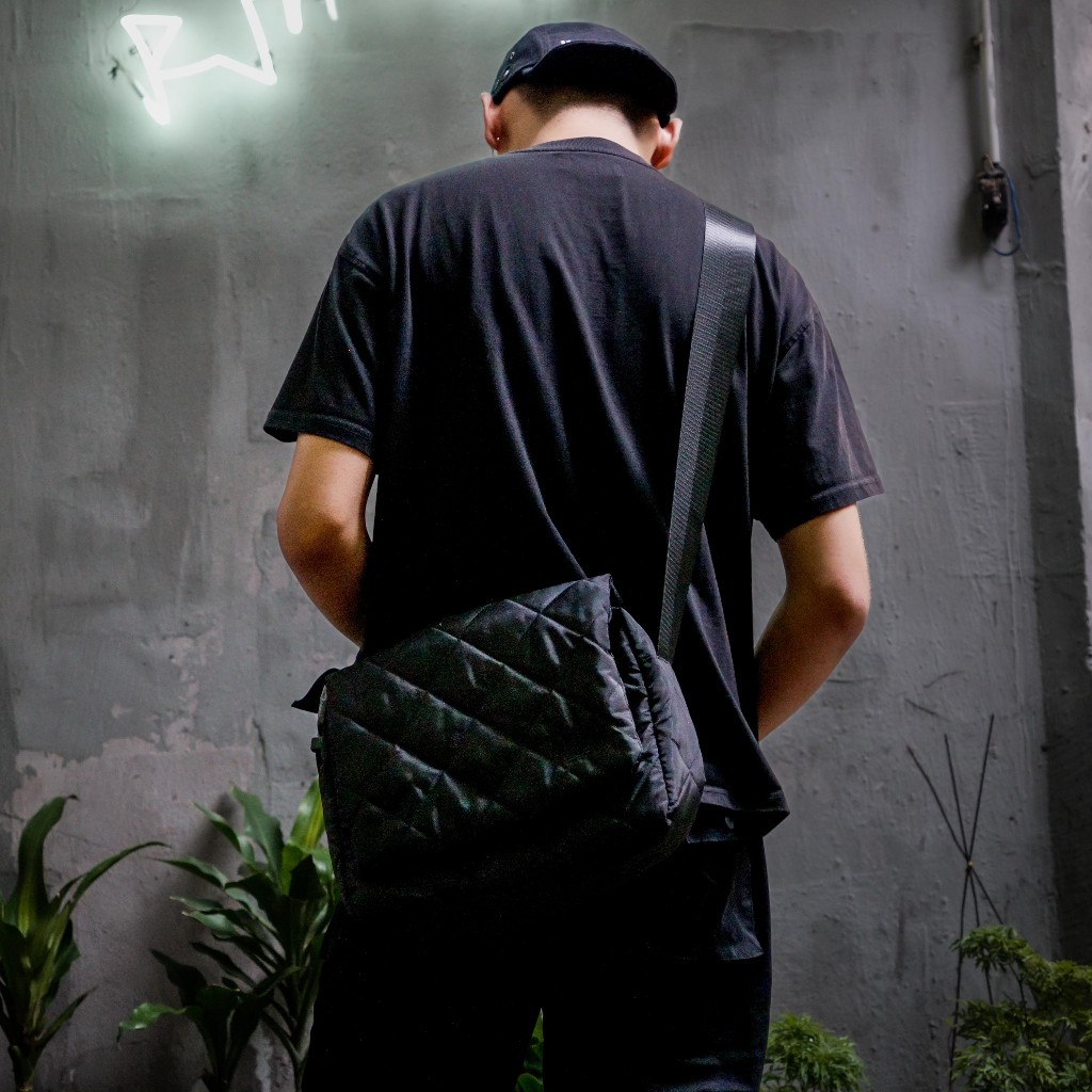 Quilted crossbody bag (floating bag) designed by PT VIETNAM | Shopee ...