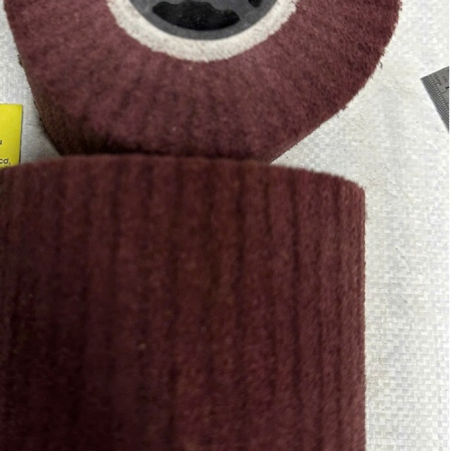 Red Roller for Fine Scratches - Polishing 320 Stainless Steel Surface ...