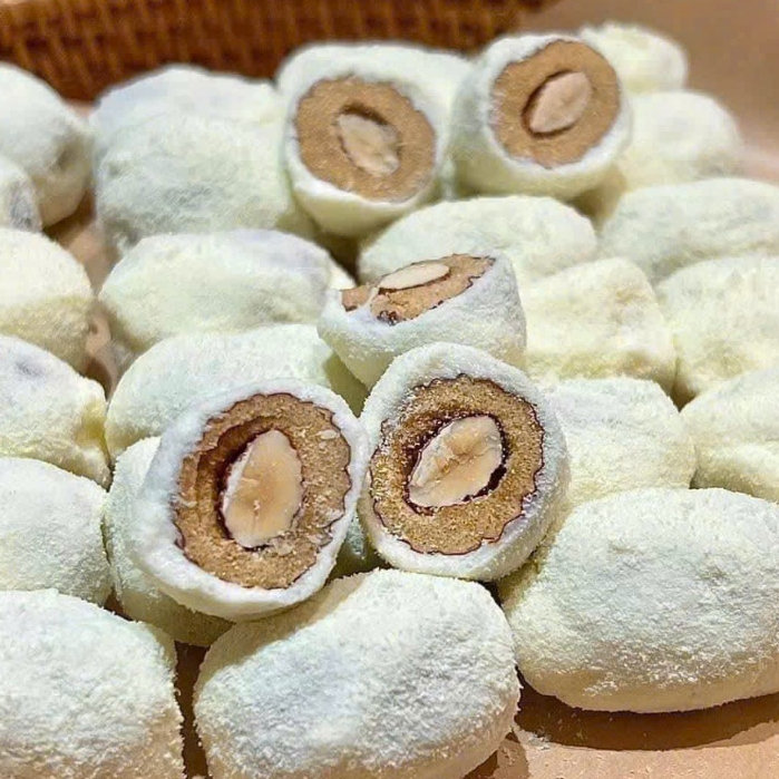 Set of 2 packs of Red Apple Candy covered with almond milk l Decora ...