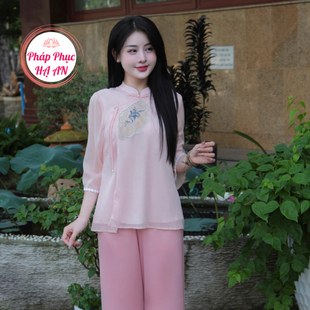 Ancient Chinese temple outfit embroidered with 2-layer silk chiffon fan ...