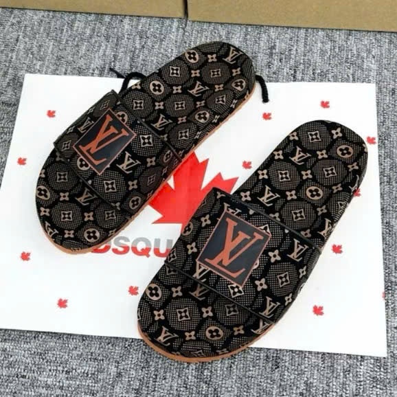 Very Beautiful Men's Slippers Woven with Loose Letter Patterns - Men's ...