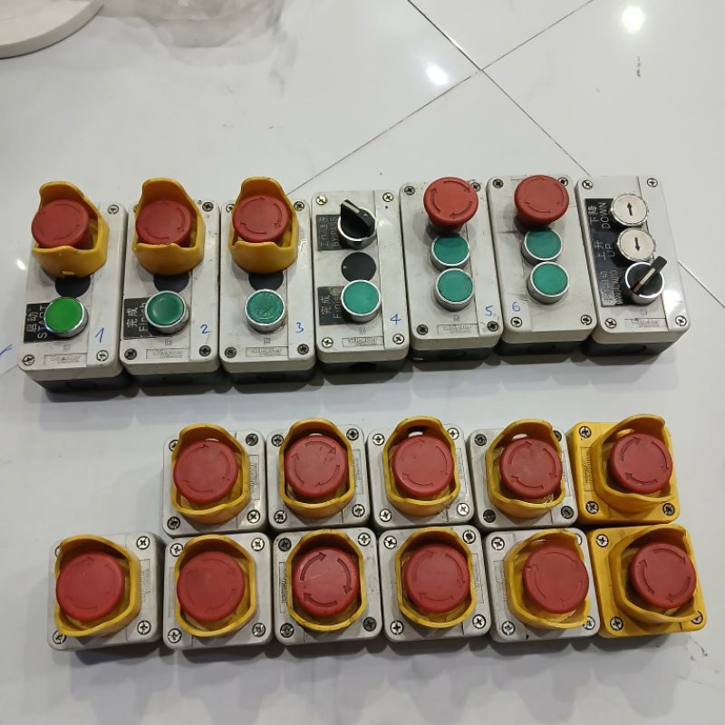 EMO switch box for emergency stop of all kinds to disassemble ...