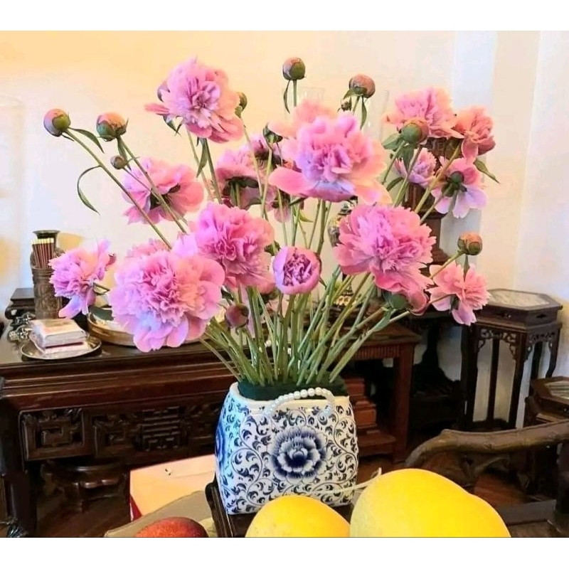 Ceramic flower arrangements, porcelain flower baskets, flower vases ...