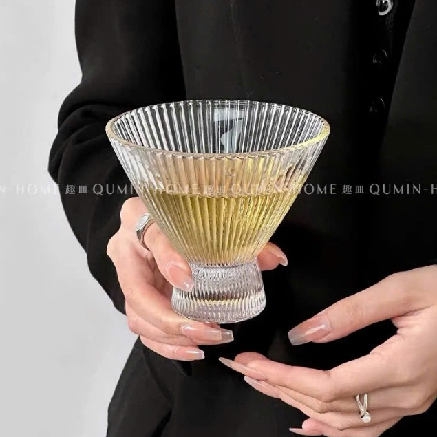 Inverted triangular ice cream cup with base 230ml | Shopee Malaysia
