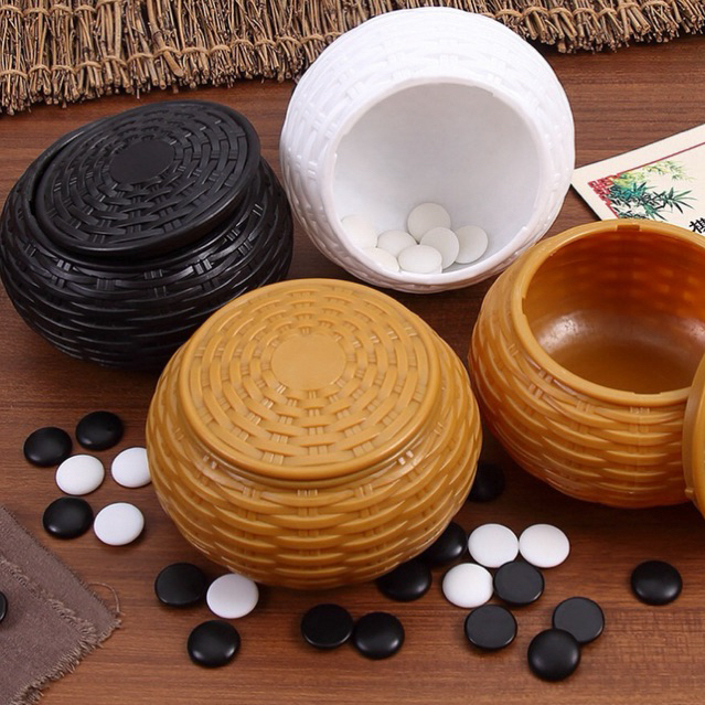 Faux rattan Go jar (with lock to hold the lid to prevent falling ...