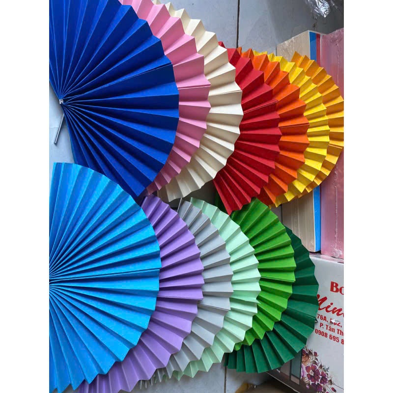 Fans, paper fans, paper folding fans, pre-folded fans to make oats ...
