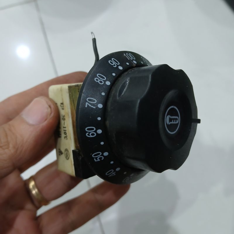 Thermostat button without sensor to remove the machine and get parts ...