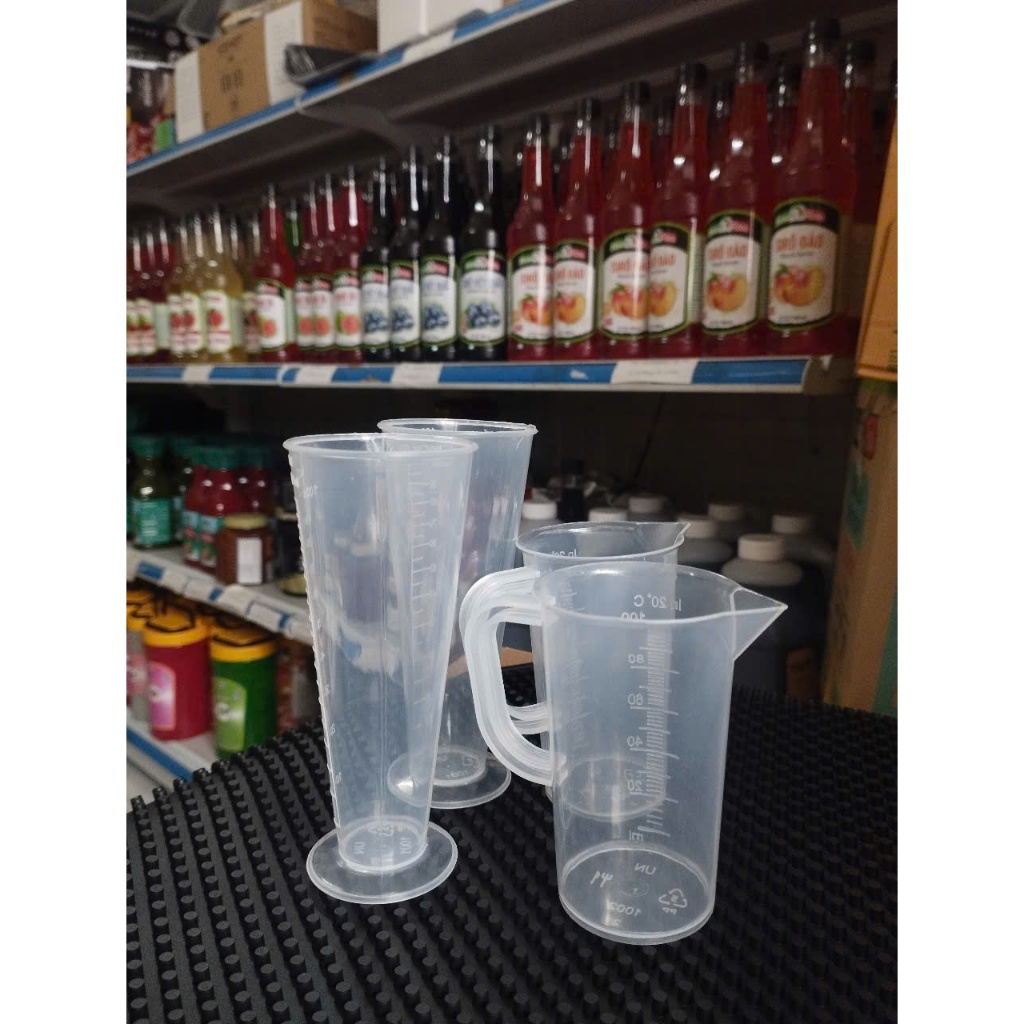 Mixing Tools Combo of 4 graduated measuring cups (2 100ml cups with ...