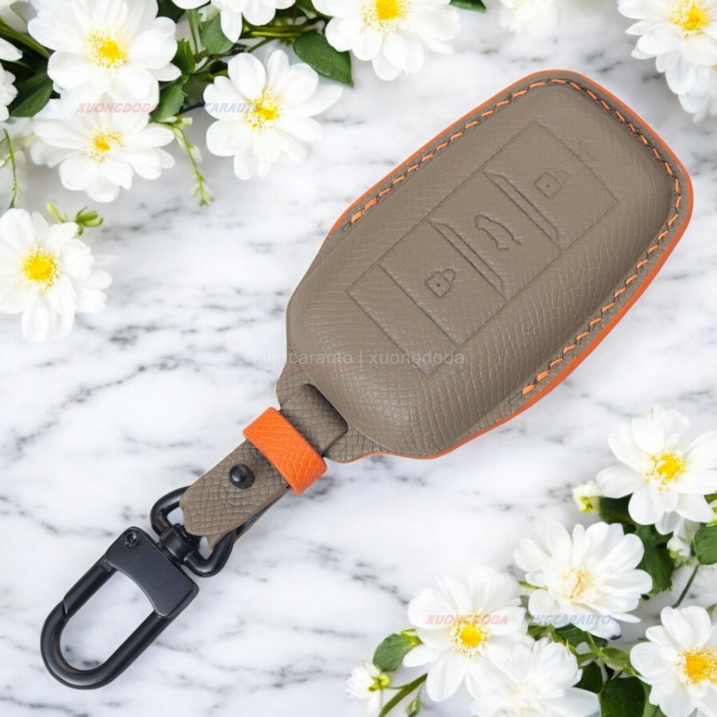Epsom handmade leather key case for Vinfast VF5 | Shopee Malaysia