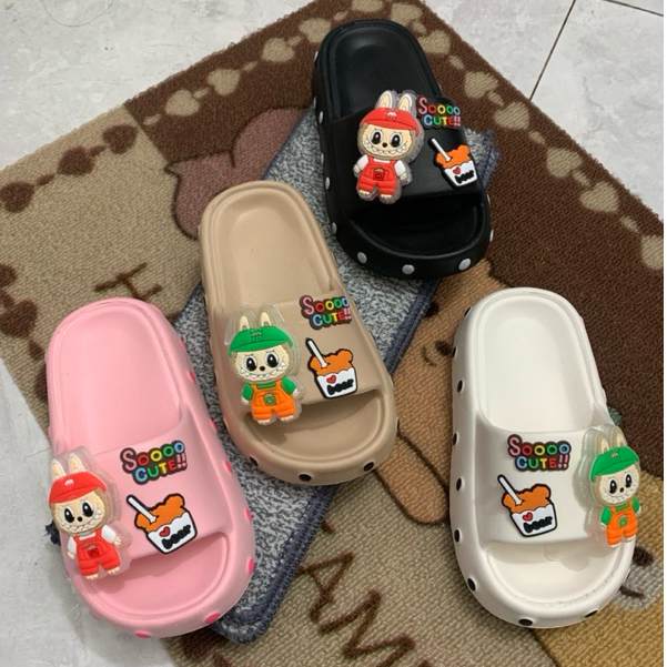 Baby slippers. Super light slippers. 2cm high sole. monolithic molding ...
