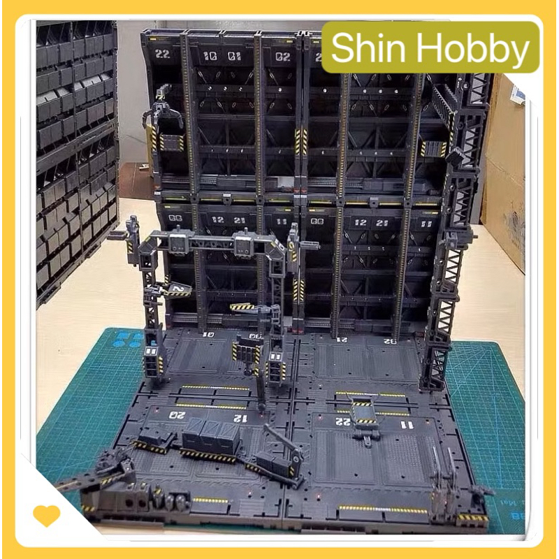 Domain base displays gundam models, transformers,... | Shopee Malaysia
