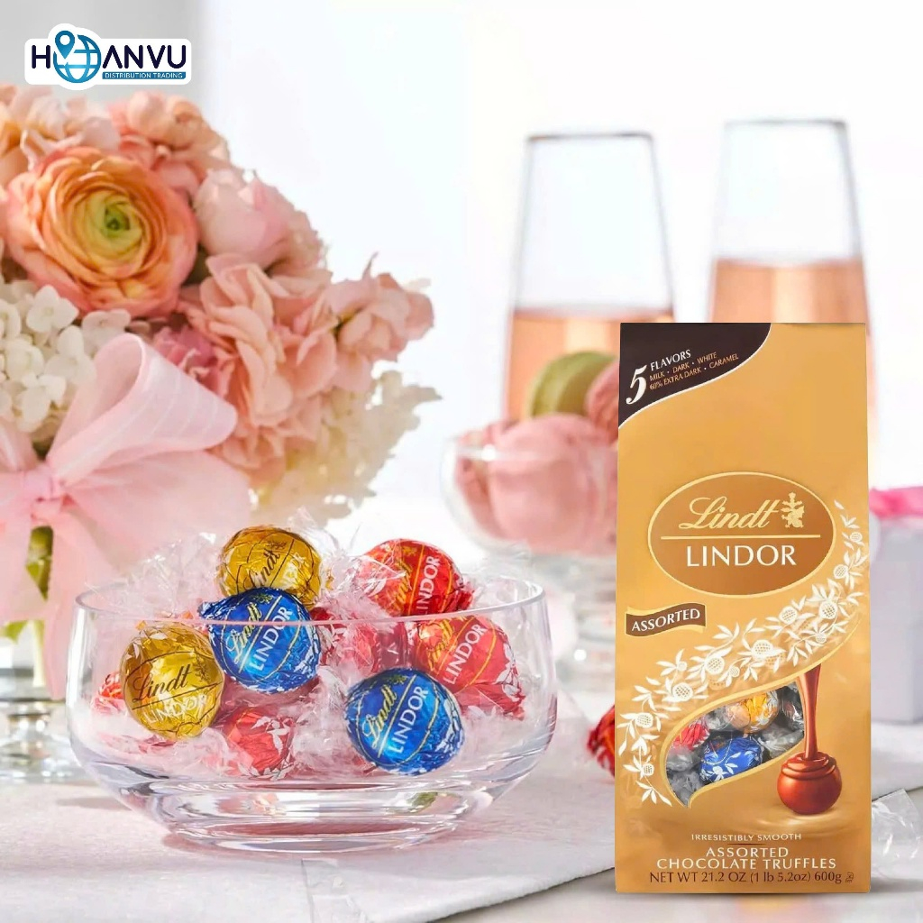Lindt Lindor Assorted Chocolate Truffles Mix 5 Flavors Chocolate Candy ...