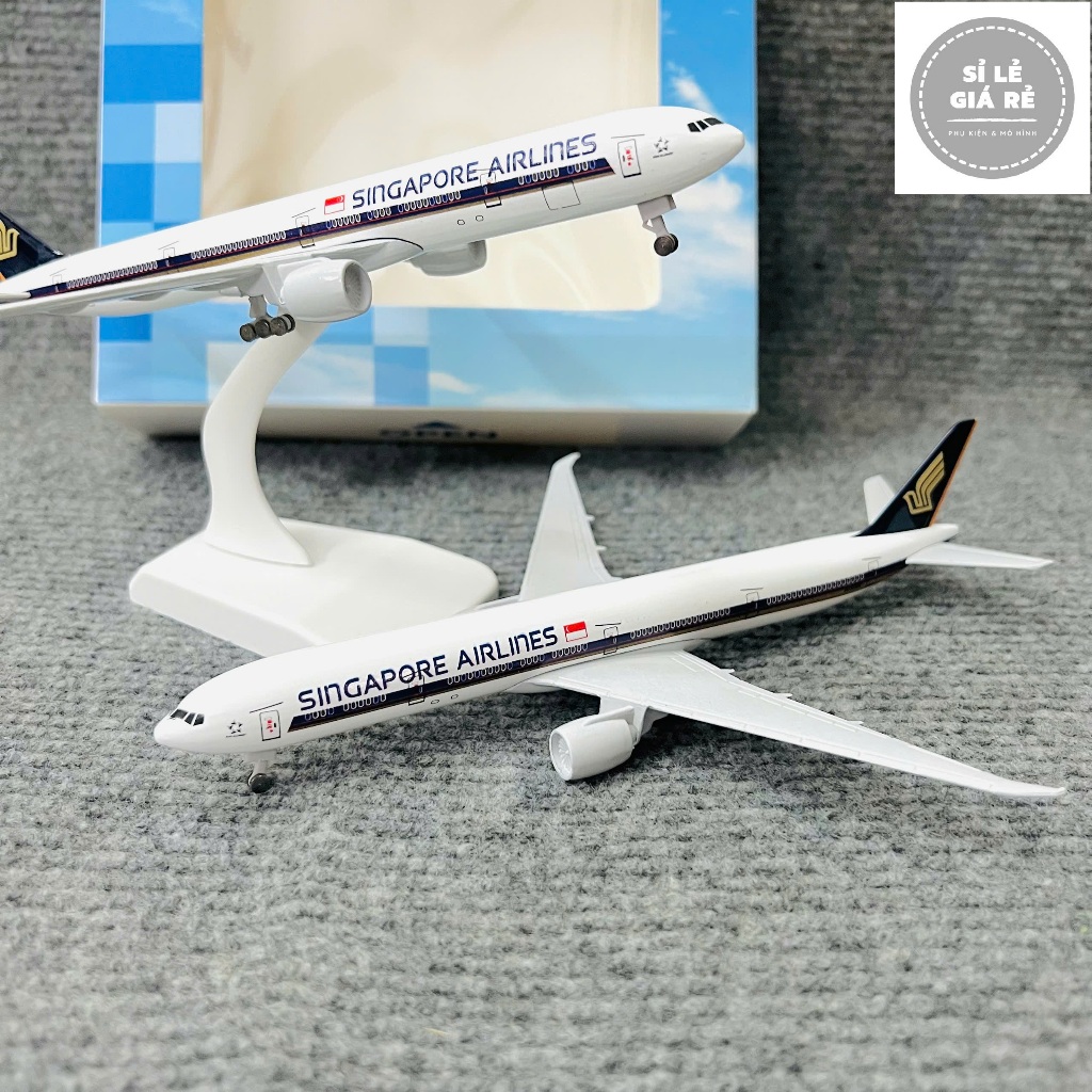 Boeing 777-300ER Singapore Airlines Airplane Model Solid Alloy Scale 1/ ...