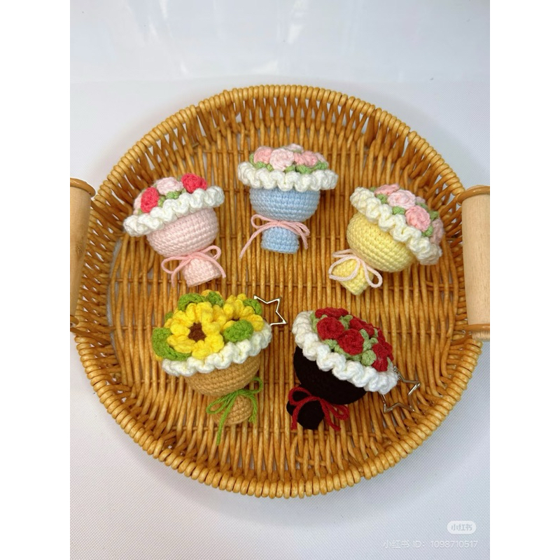 Wool flower bouquet as keychain, anniversary gift | Shopee Malaysia