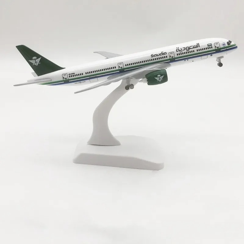 Saudi Airlines Boeing B787 Arabic aircraft model with wheels size 20cm ...