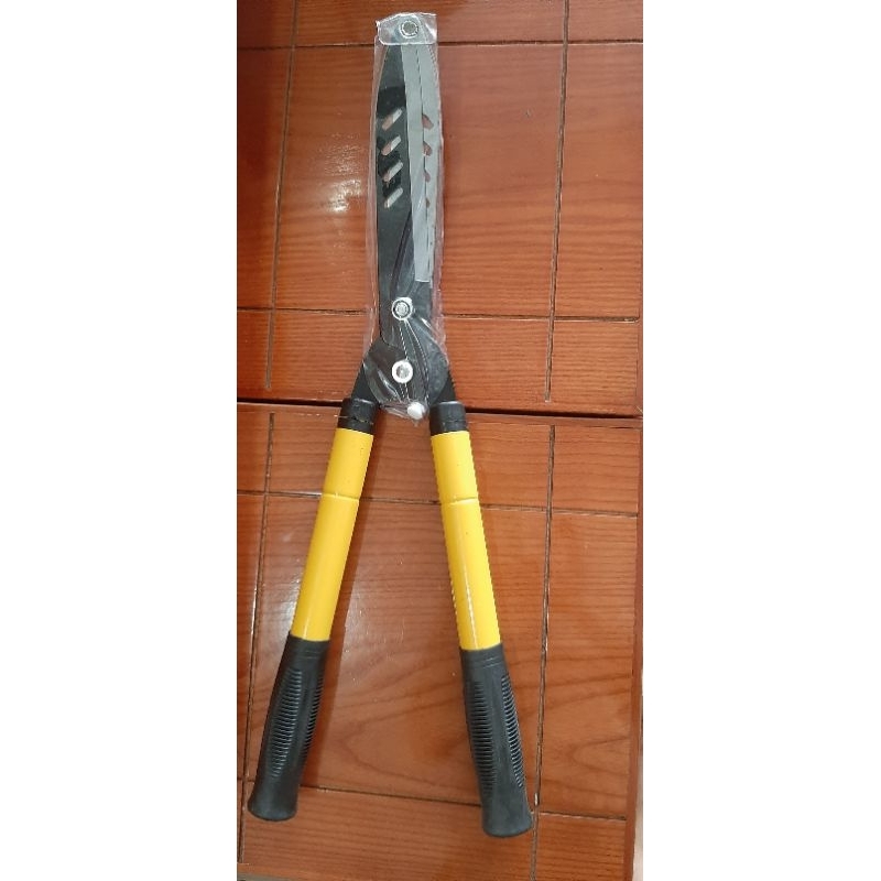 Hedge trimming scissors (Taiwan) | Shopee Malaysia