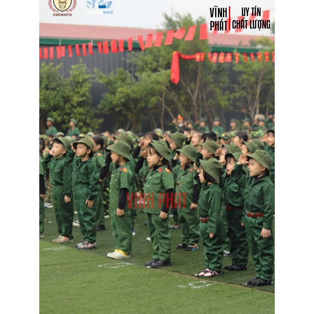 Soldier green soldier costume for children to dress up and perform in ...