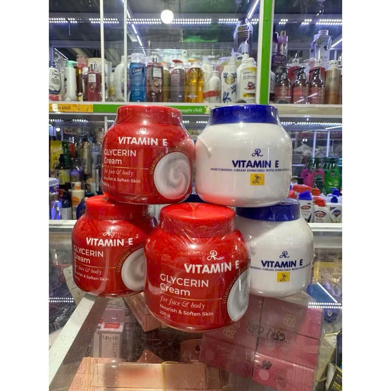 Genuine Thai vitamin e moisturizer with blue cap 200g | Shopee Malaysia