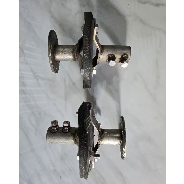 The face of the card is round and continent, the shrimp farming fan ...