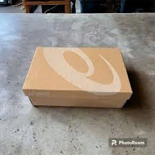 High quality asic shoe box, compact size | Shopee Malaysia