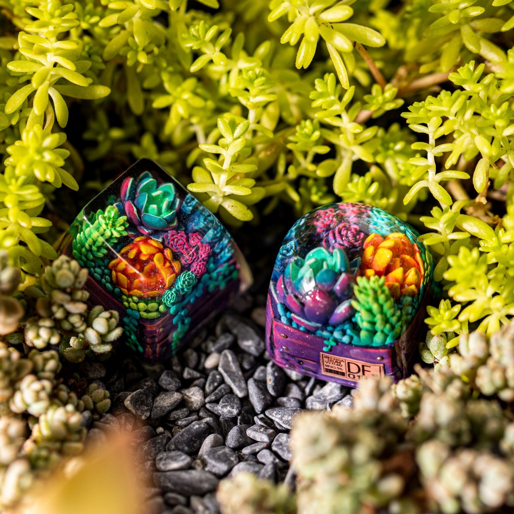Dwarf Factory mechanical keyboard Artisan Keycap - Terrarium V2 ...