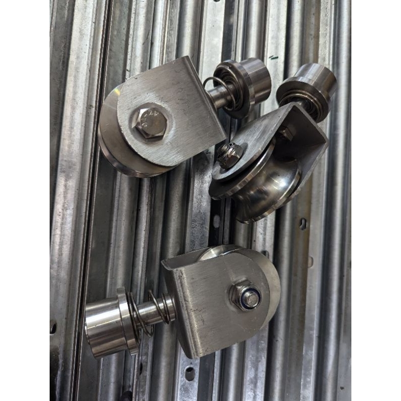 304 stainless steel rotating shaft sliding gate rail wheel with ...