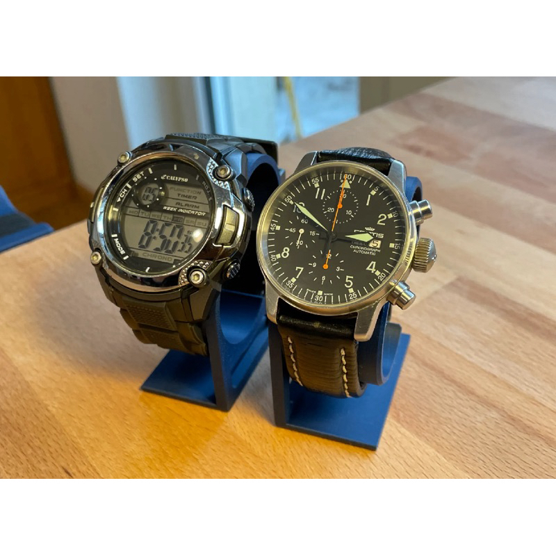Display and tabletop clock stand | Watch Stand | Shopee Malaysia