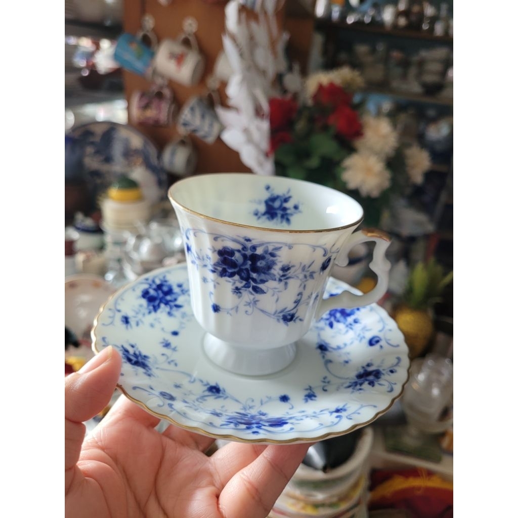 Hoya tea Set with four precious flowers, Yamato h pink and blue Unique ...