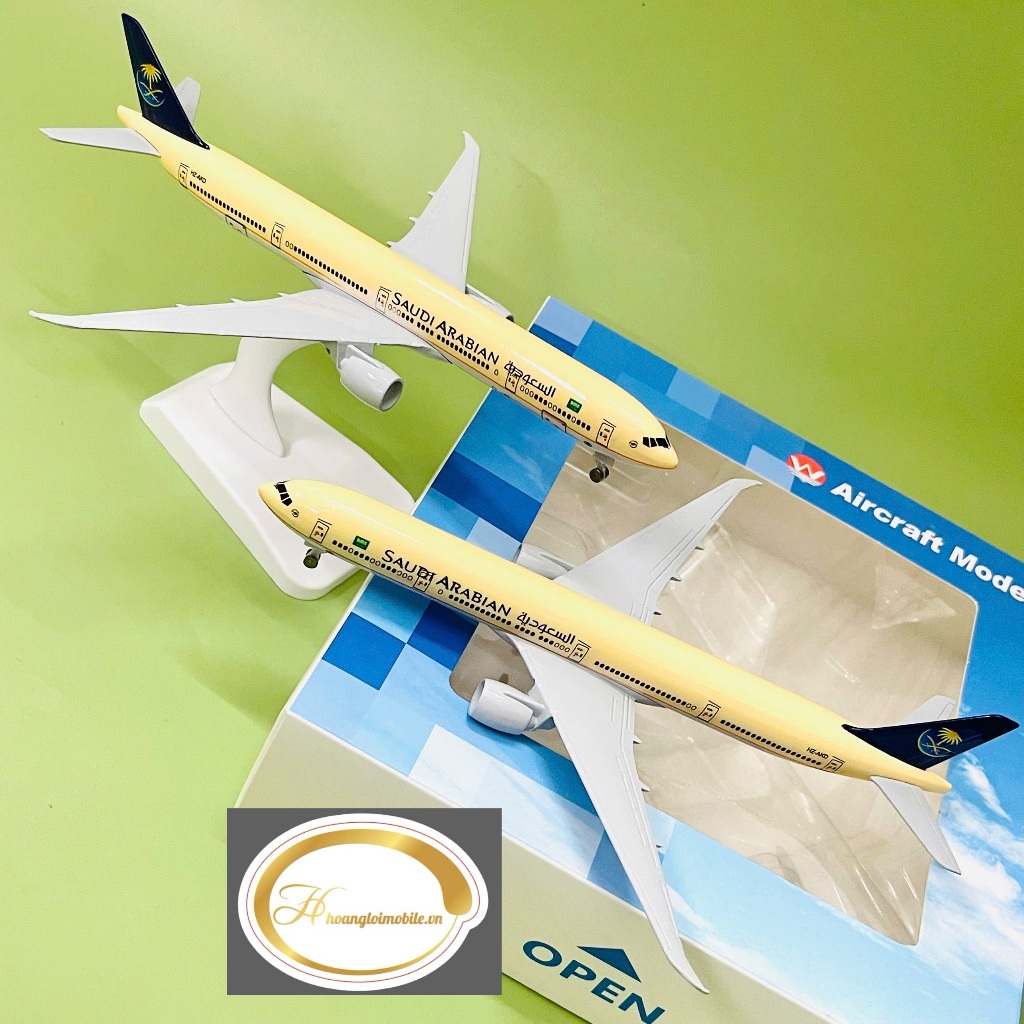 Boeing 777-300ER aircraft model Saudi Arabian aviation brand metal ...