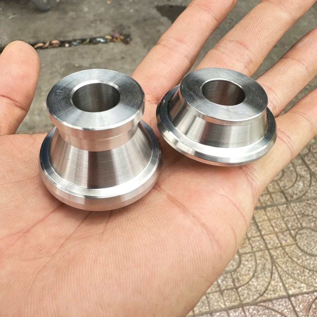 304 Stainless Steel Wheel Guard Made of Shiny Solid CNC Installed for ...