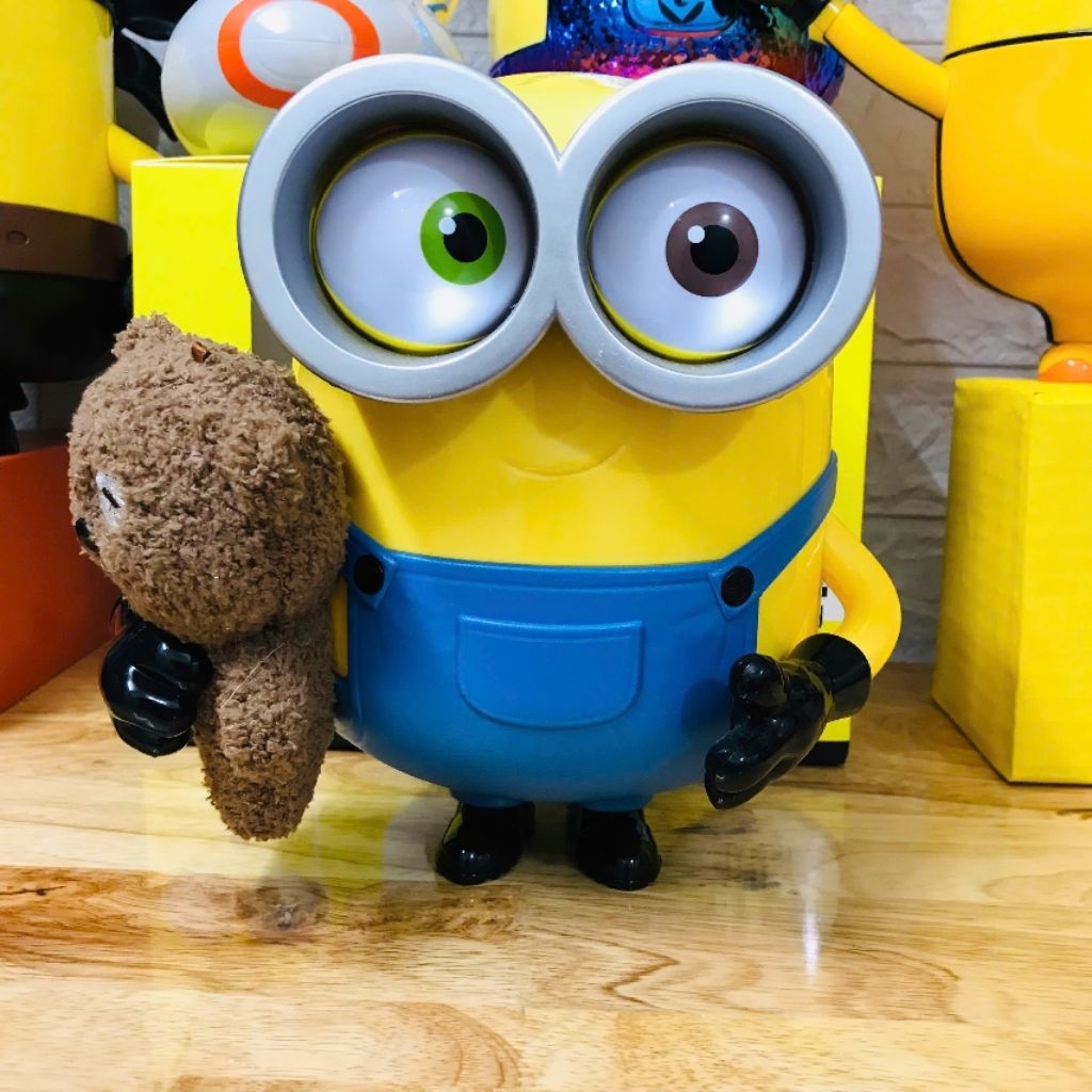 Minion Corn Box - Minions 2017 with sound and strap (Japanese product ...