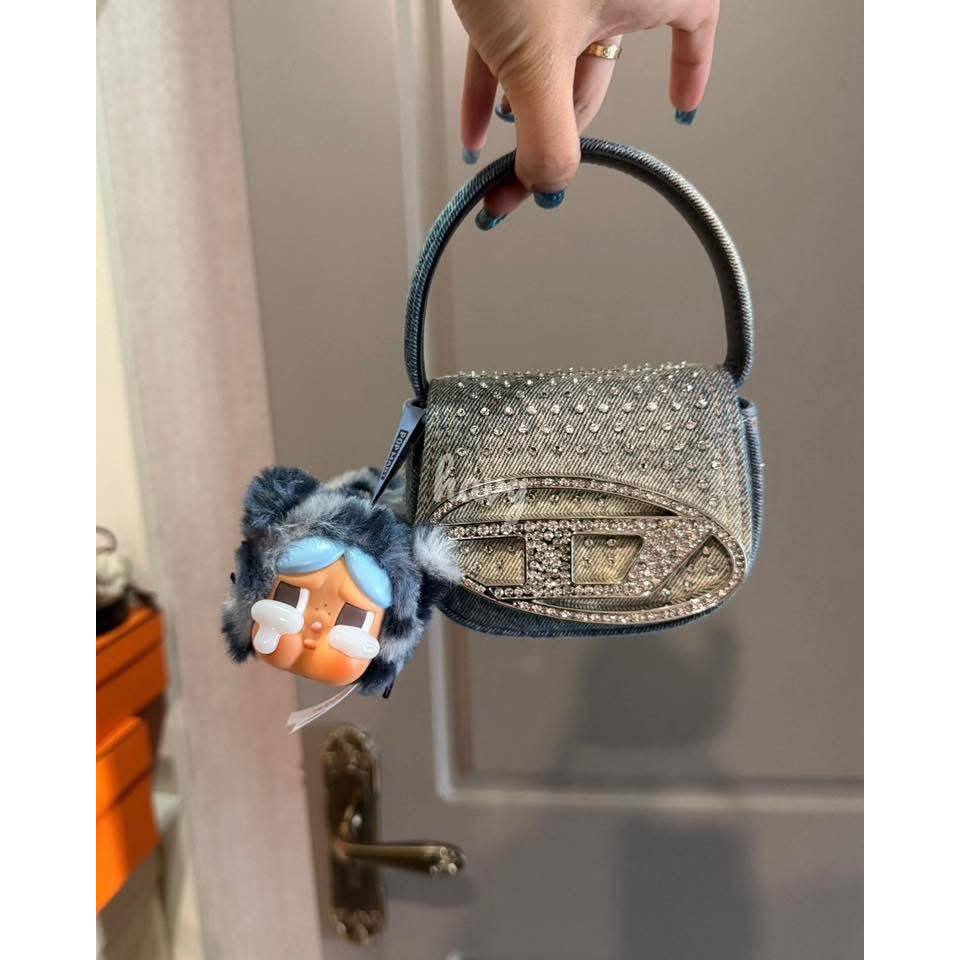 Blind box crybaby cat keychain V2 - Crybaby Wild but Cutie Pop Mart bag ...