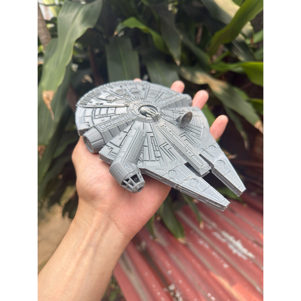 3D printed Millennium Falcon spaceship model, Star wars model | Shopee ...