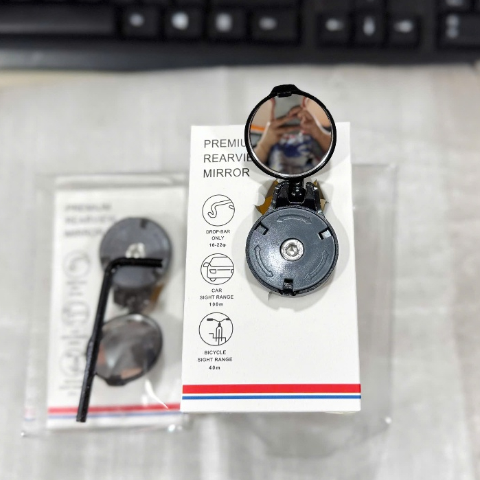 Mini rearview mirror rotates 360 degrees, can be folded for all car ...
