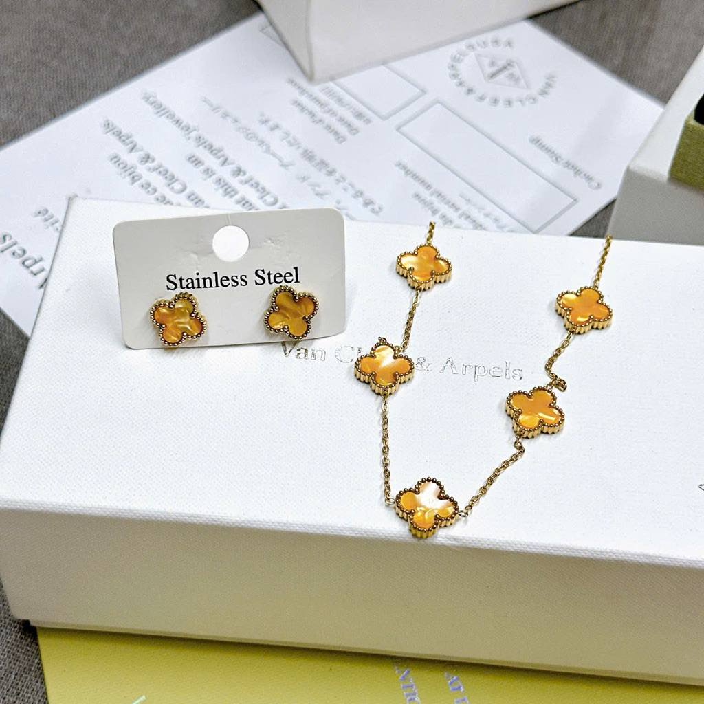 Vca titanium necklace and earring Set (new color 2025) | Shopee Malaysia