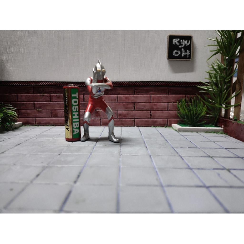 Ultraman mini electro-optical superhero model, hg | Shopee Malaysia