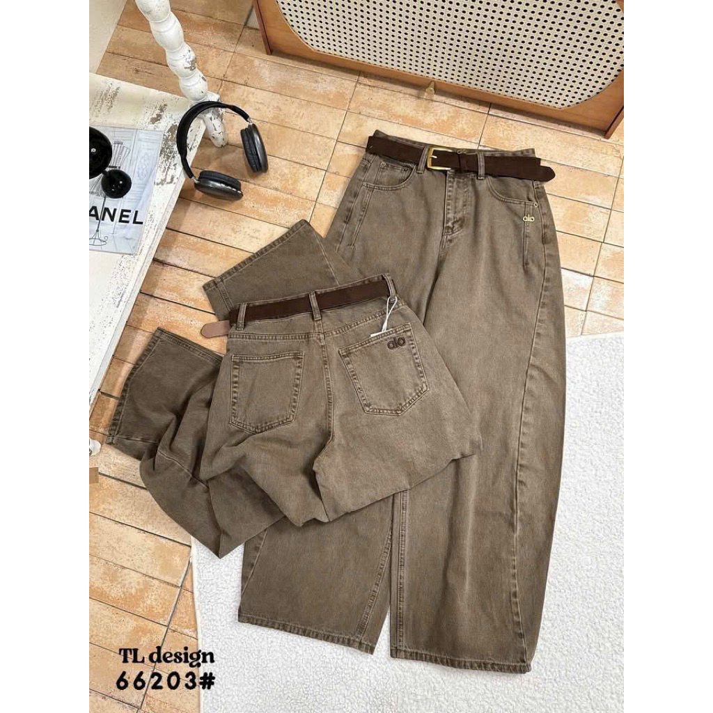 Baggy jeans embroidered with olo in brown color trend 2025 | Shopee ...