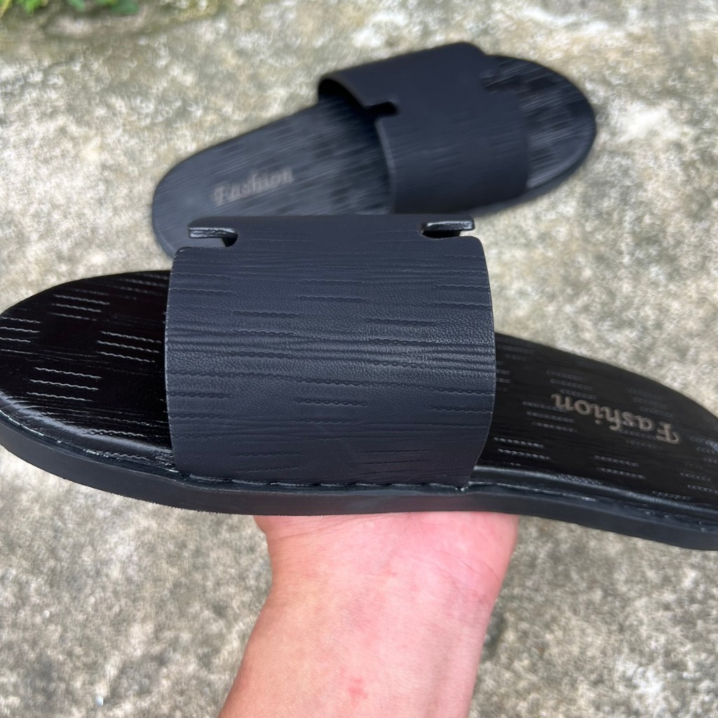 Men's sandals H Blue men's cross-strap sandals with leather lining and ...