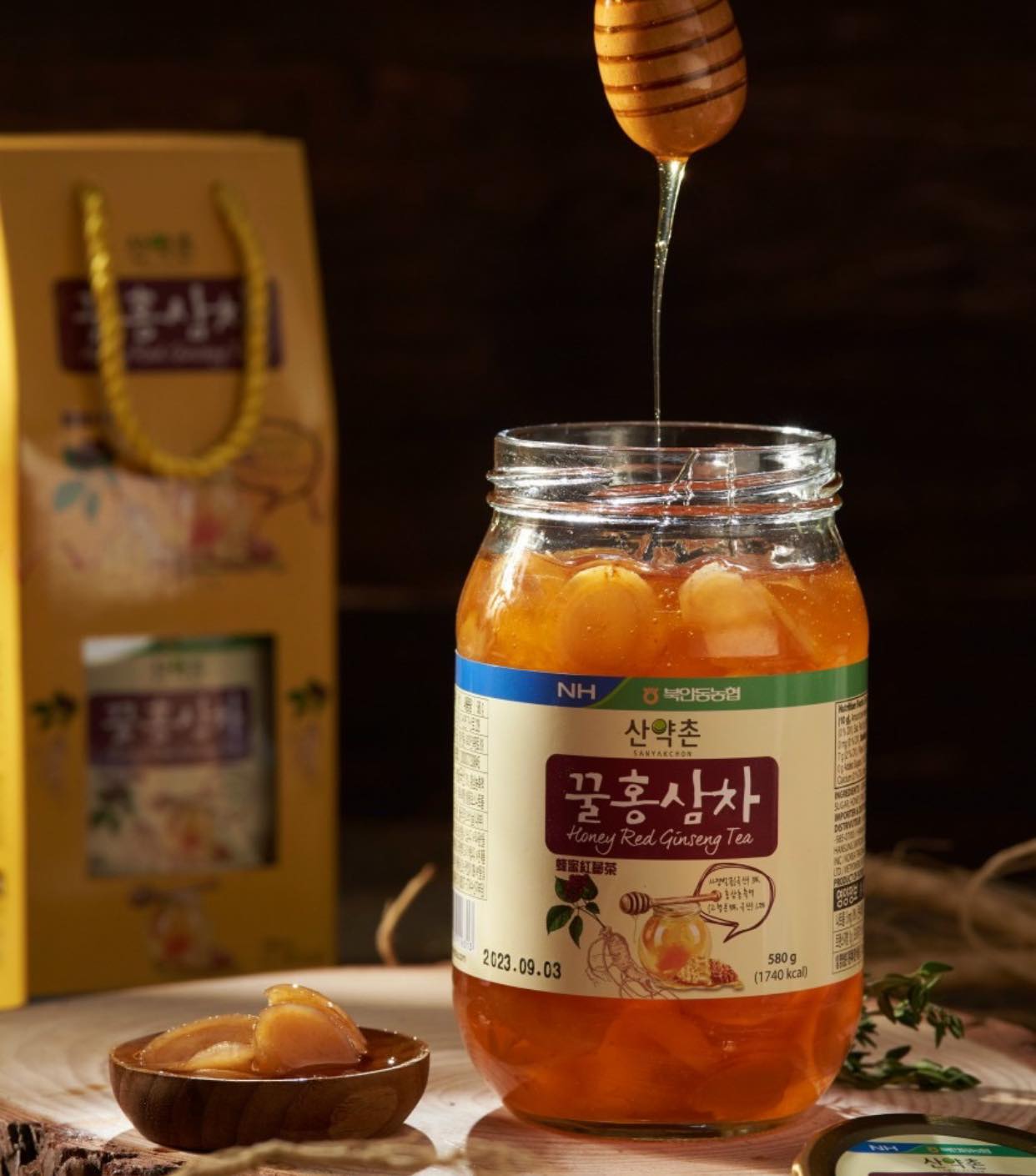 Korean Honey Red Ginseng Tea Nonghyup and Dooraeone 580g Jar | Shopee ...