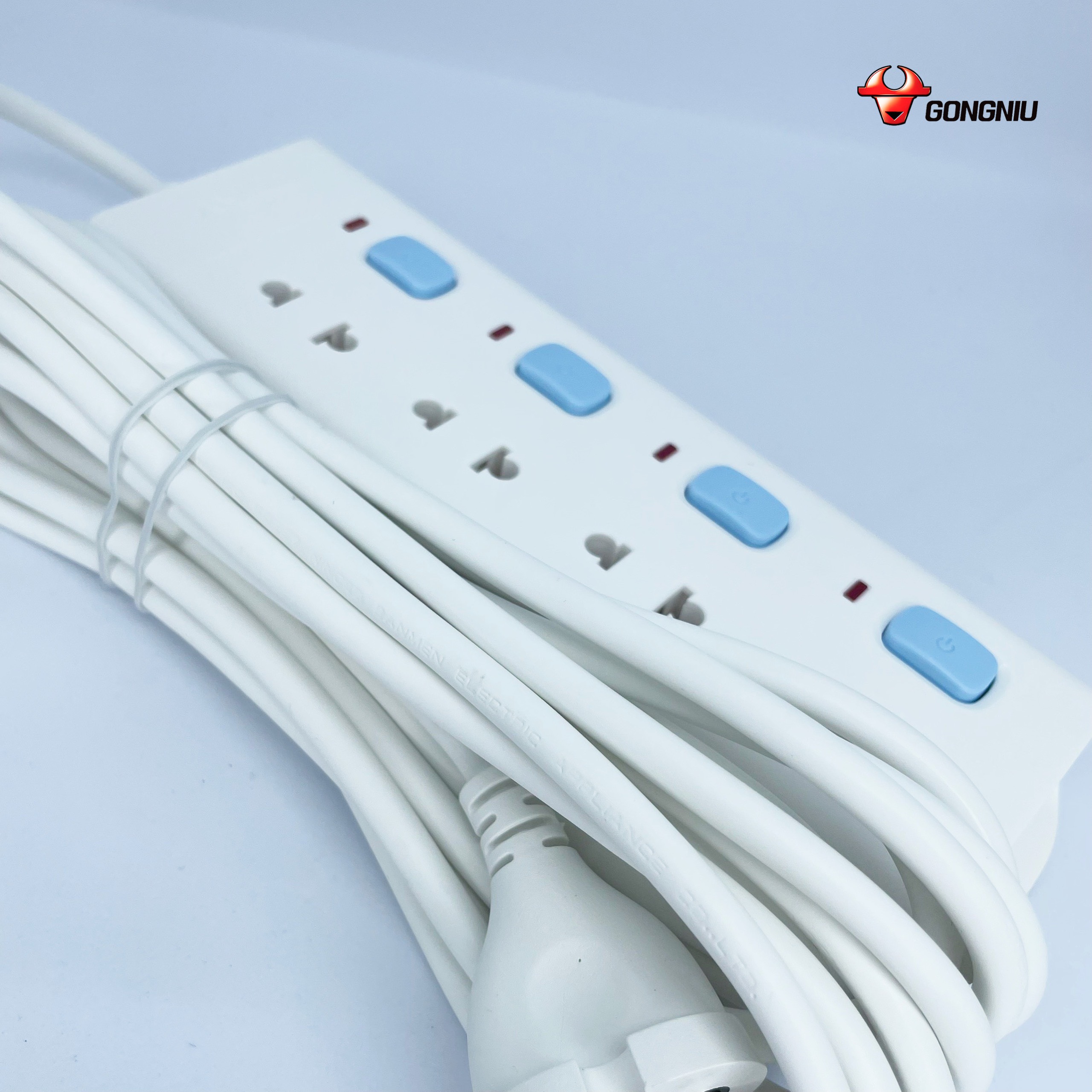 GONGNIU Fireproof Electrical Socket - 4 Outlets 4 Switches - 2500W/10A ...