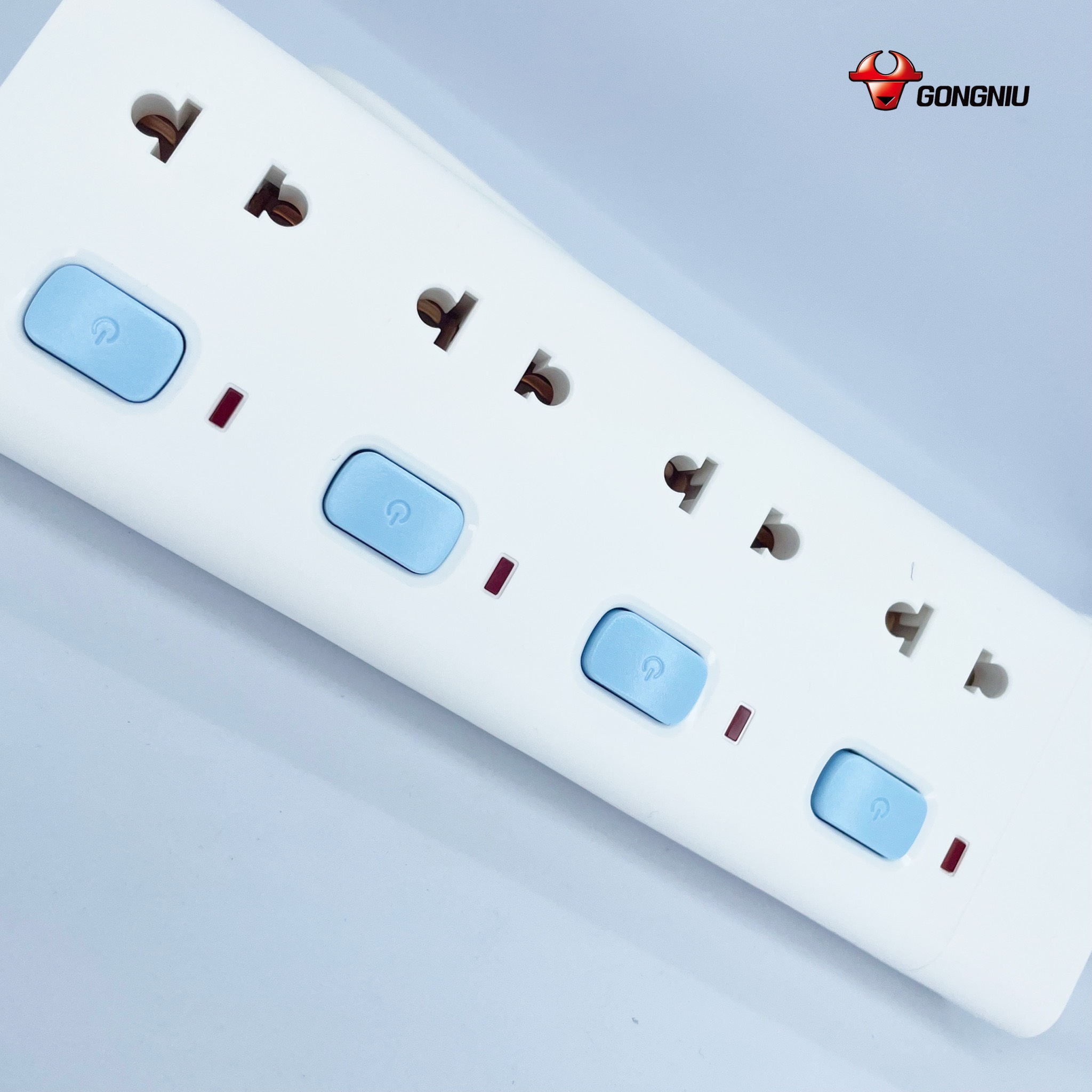 GONGNIU Fireproof Electrical Socket - 4 Outlets 4 Switches - 2500W/10A ...