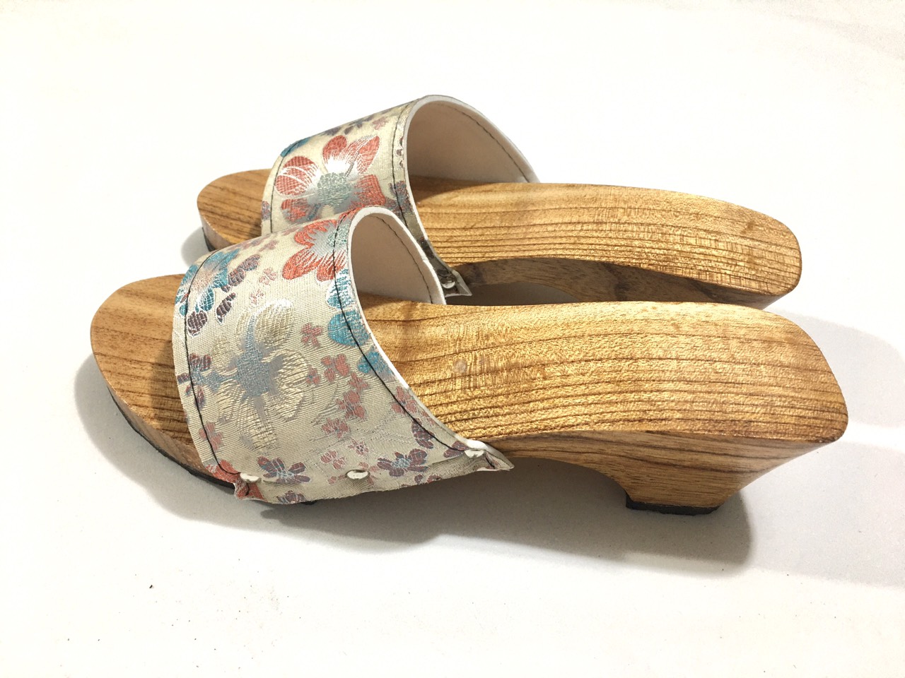5 inch wooden clogs, wooden clogs, Japanese clogs (factory) | Shopee ...