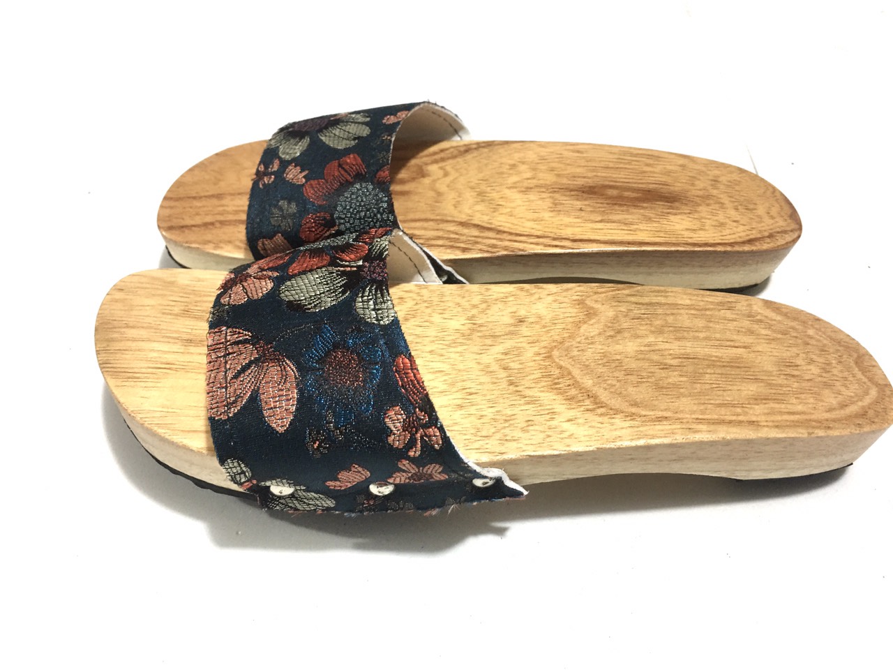 Wooden clogs, Japanese clogs, wooden clogs (factory) | Shopee Malaysia
