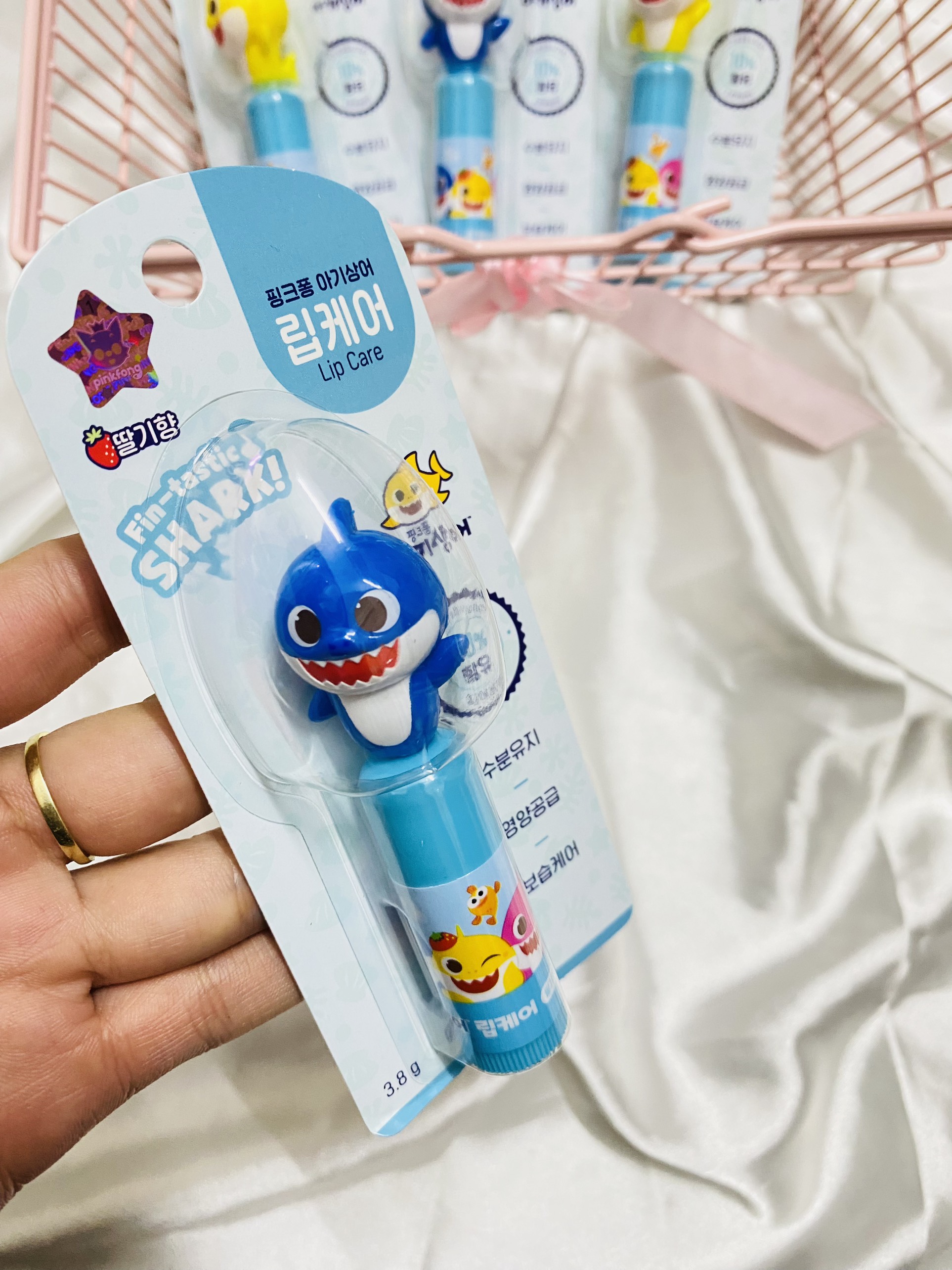 Pinkfong baby shark lip care Korean children's lip balm | Shopee Malaysia